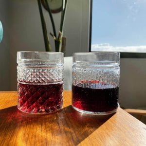 Top 5 Non-Alcoholic Red Wines (and how to enjoy them) | Dry But Wet